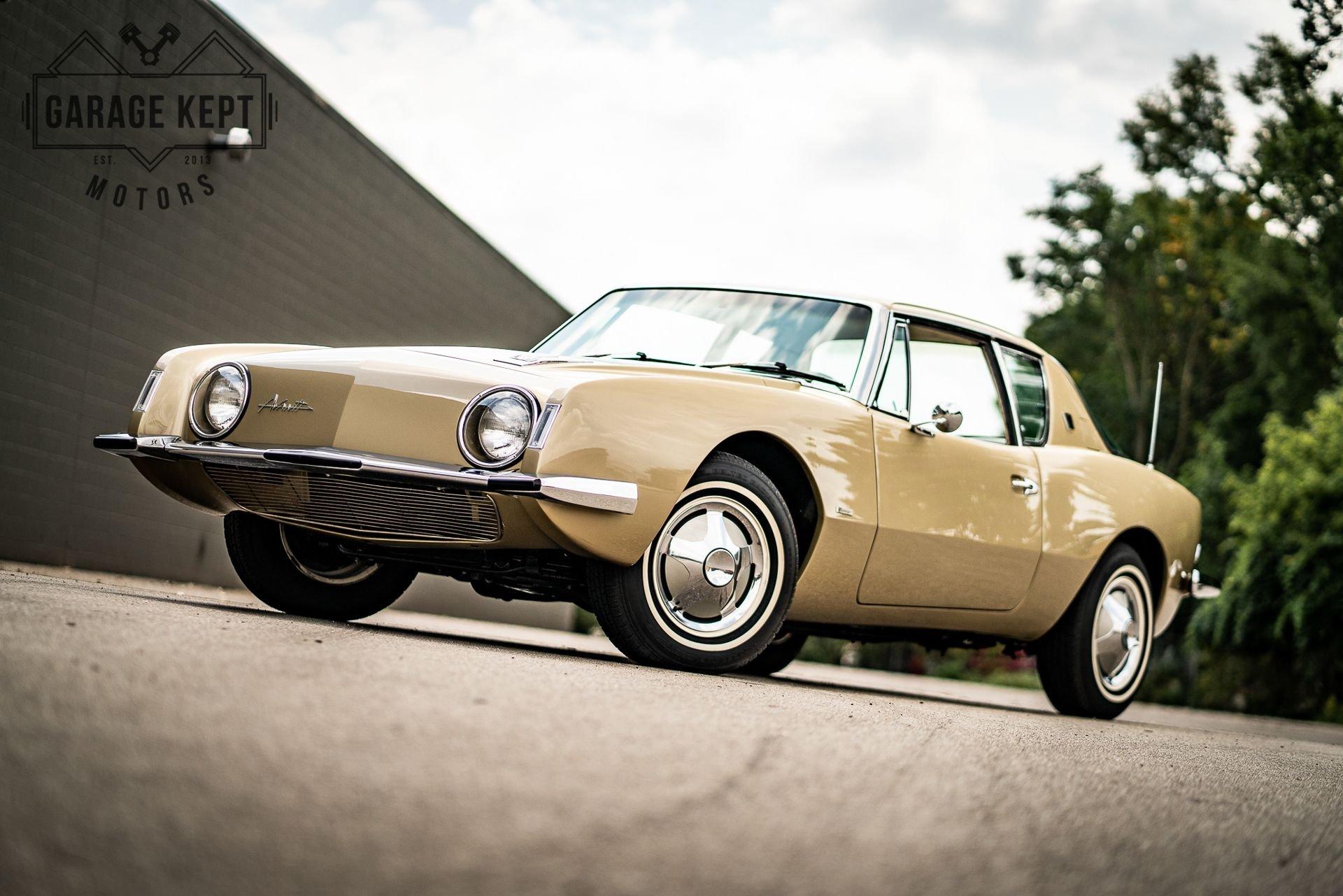 Studebaker Avanti Logo 1964 Studebaker Avanti | Motoexotica Classic