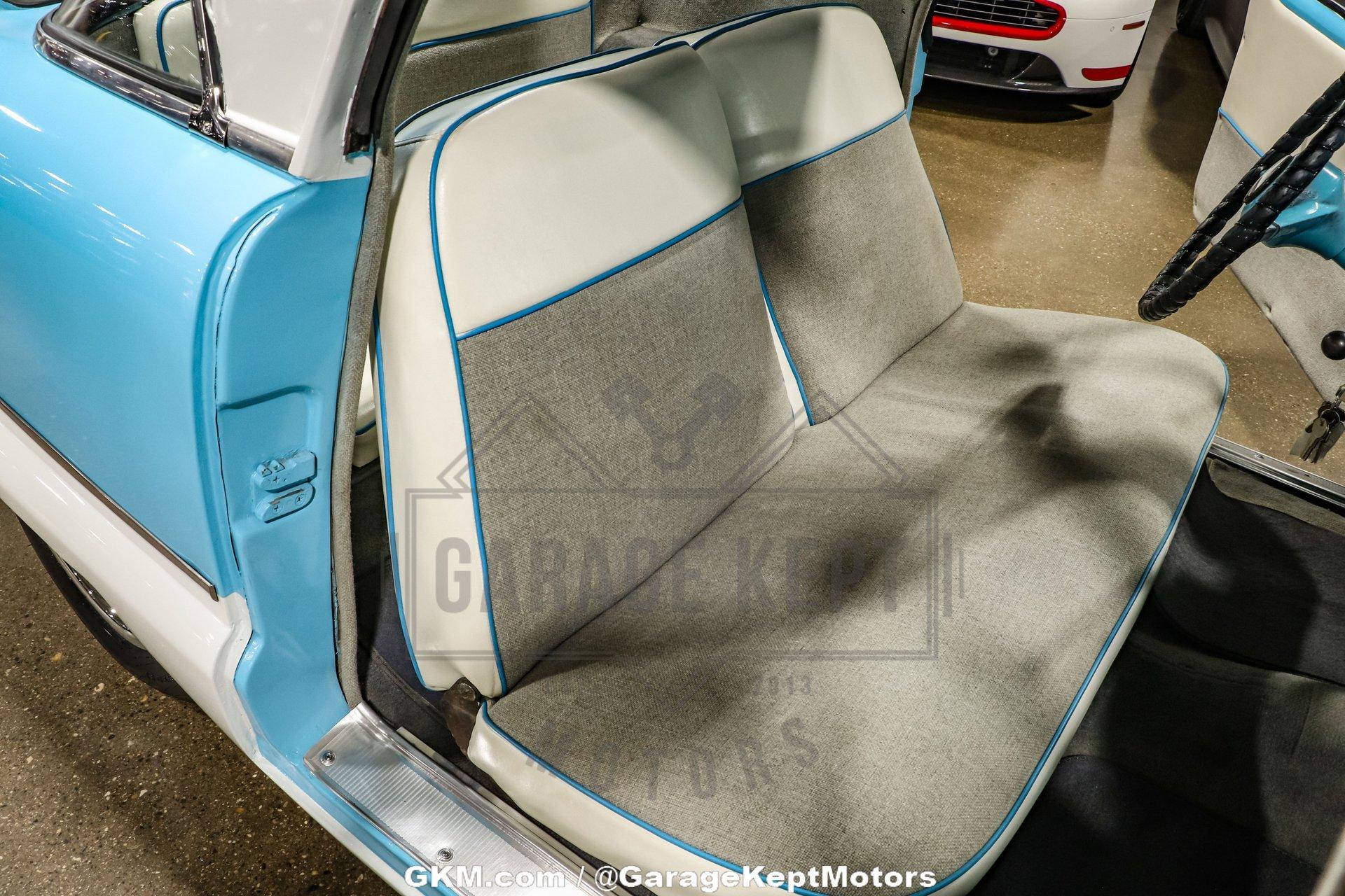 Nash Metropolitan Seats Nash Metropolitan: The First American