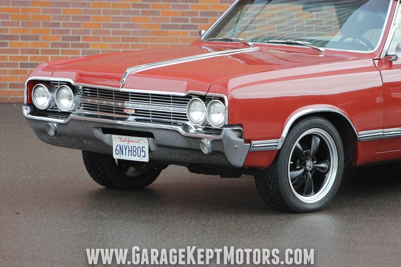 Oldsmobile Cutlass 1965 Mark's 1965 Oldsmobile 442 Holley My Garage